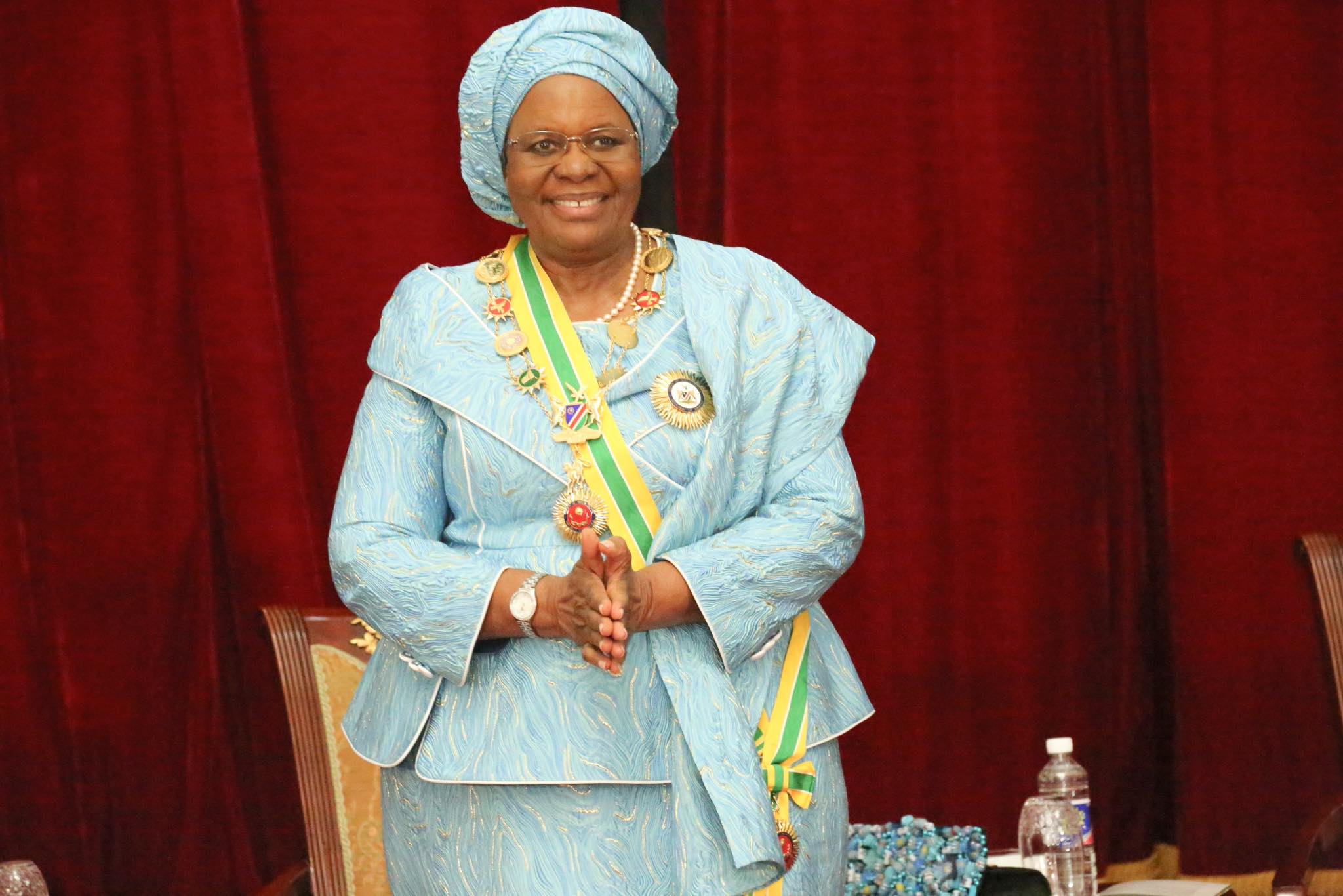 Netumbo Nandi-Ndaitwah toma posse como a primeira mulher presidente da ...